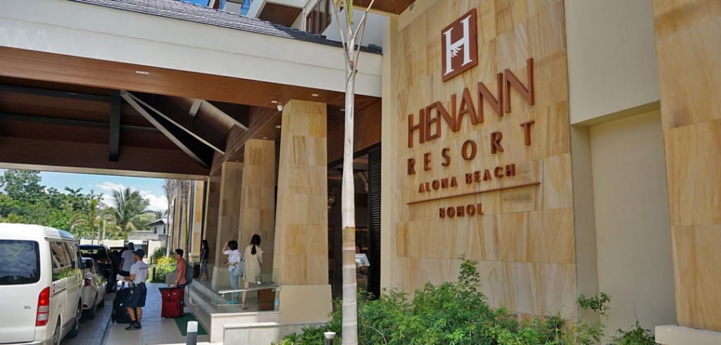 Henann Resort at Alona Beach in Panglao, Philippines - Bohol Guide